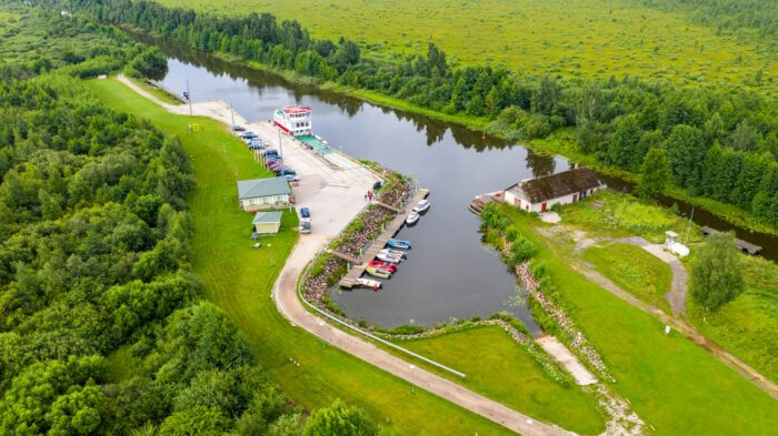 Paadislipi kasutus Piirissaare sadamas - SL Marinas : SL Marinas